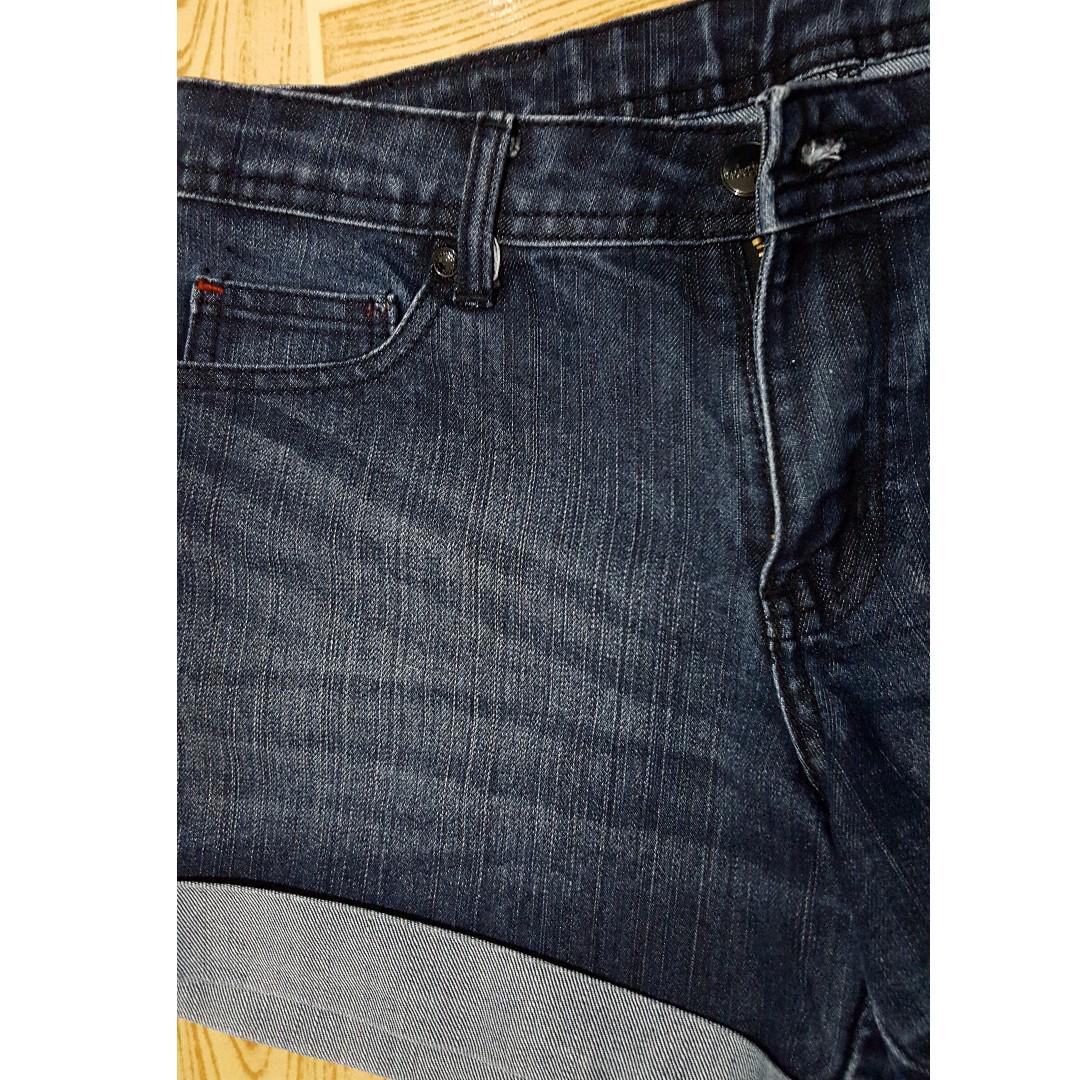 Bench Shorts, Women's Fashion, Bottoms, Shorts on Carousell