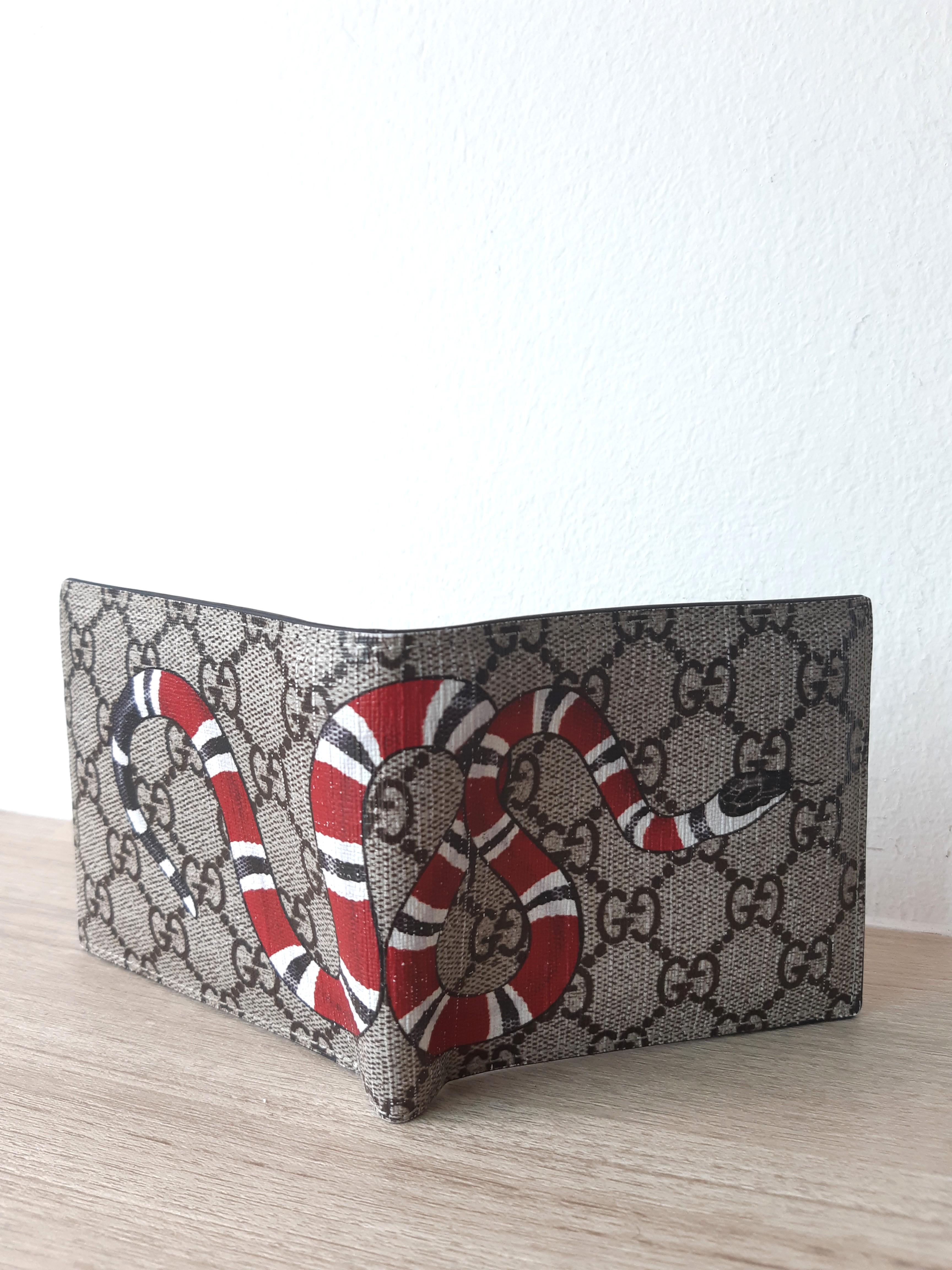 Gucci snake wallet, Men's Fashion, Watches & Accessories, Wallets ...