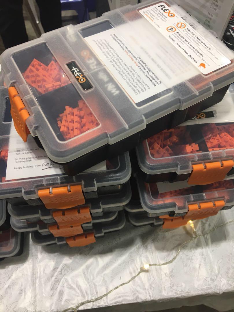 LEGO- Flexo Bricks, Toys & Games, Bricks & Figurines on Carousell