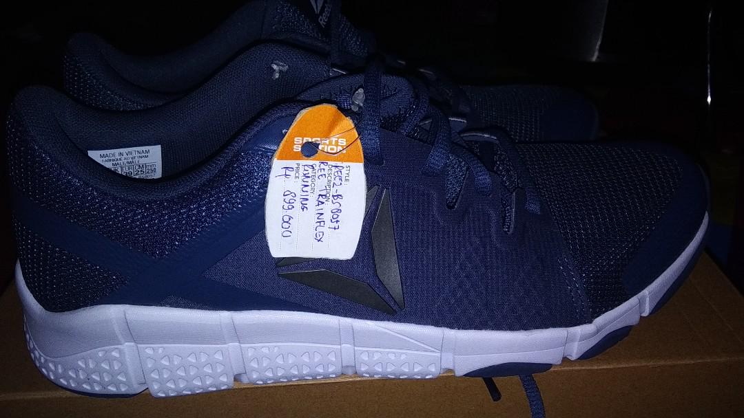 Sepatu Running, Fesyen Pria, Sepatu di Carousell