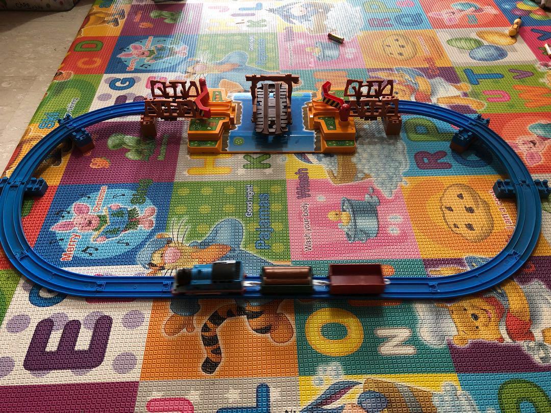 Thomas & Friends battery powered train set, Hobbies & Toys, Toys ...