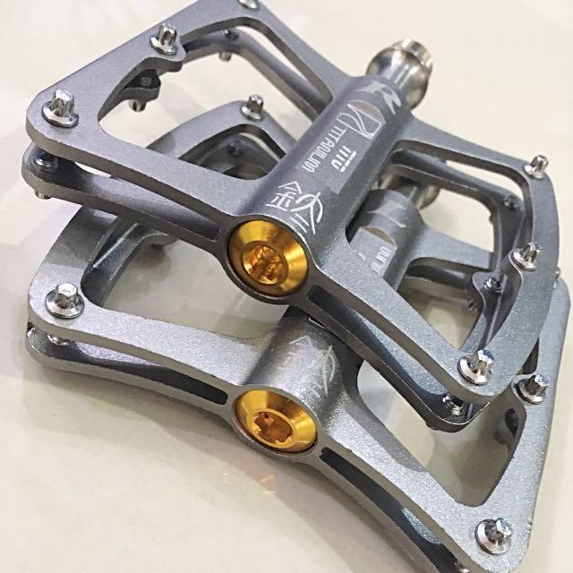 Titanium Axle Platform Pedals, Sports Equipment, Bicycles & Parts ...