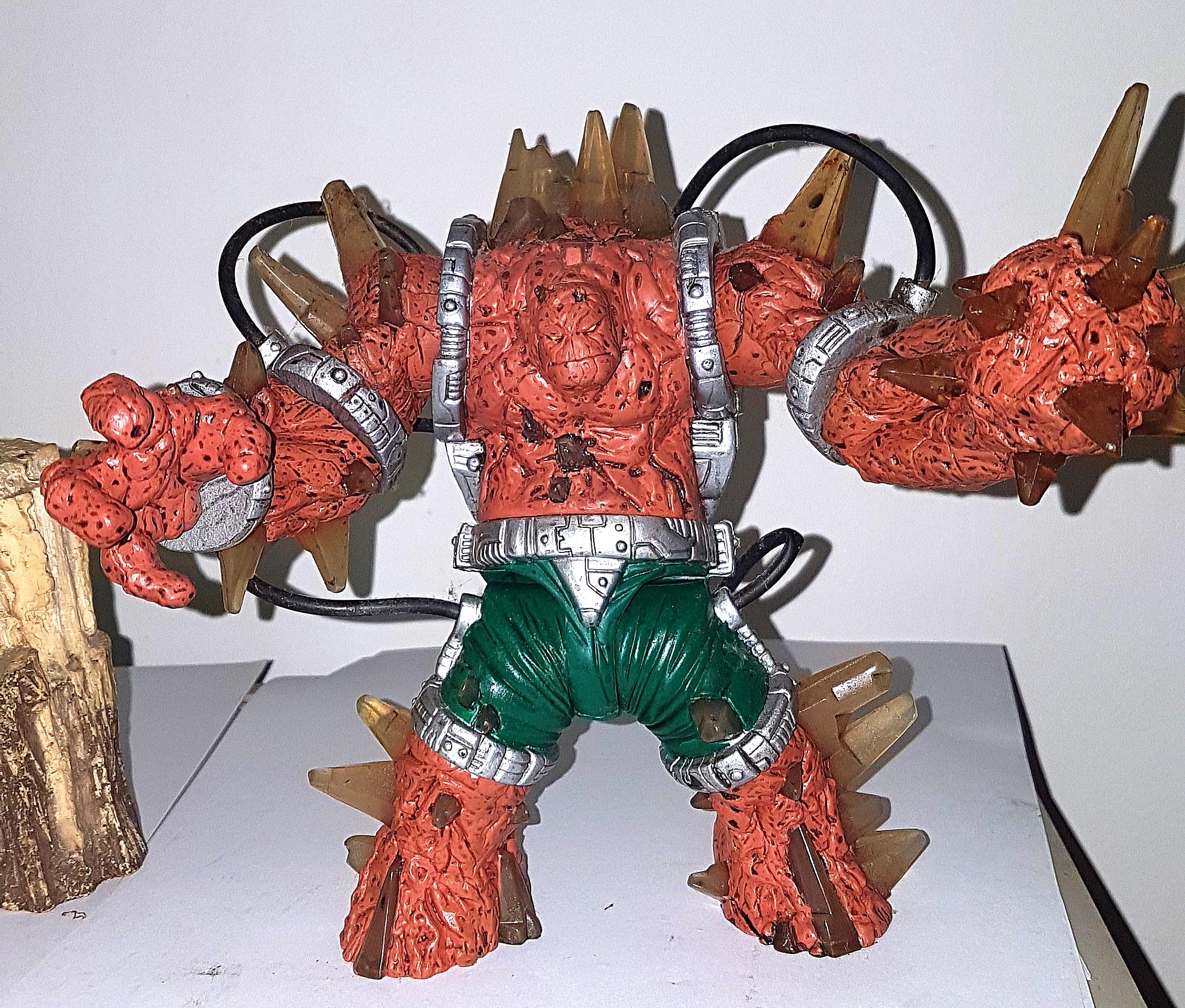 TOTAL CHAOS " QUARTZ " ACTION FIGURE with SPRING LOADED SUPER POWER ...