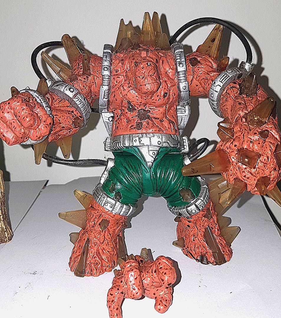 TOTAL CHAOS " QUARTZ " ACTION FIGURE with SPRING LOADED SUPER POWER ...