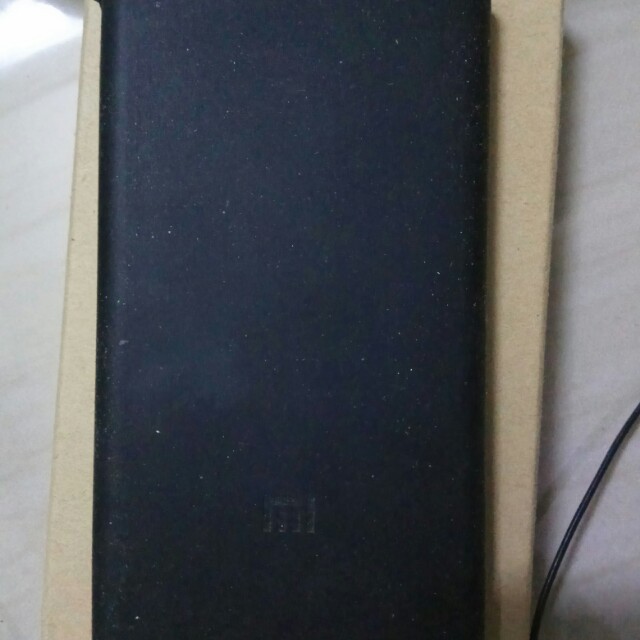 Xiaomi Mi 5000mah powerbank free case, Mobile Phones & Gadgets, Mobile & Gadget Accessories ...