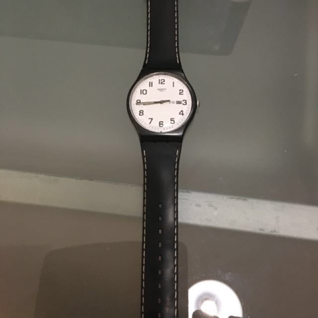 Analogy Watch Simple Black and White, Mobile Phones & Gadgets ...