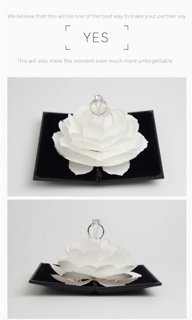 [CLEARANCE] ORIGINAL Blooming Flower Pop-up Engagement Proposal Ring ...