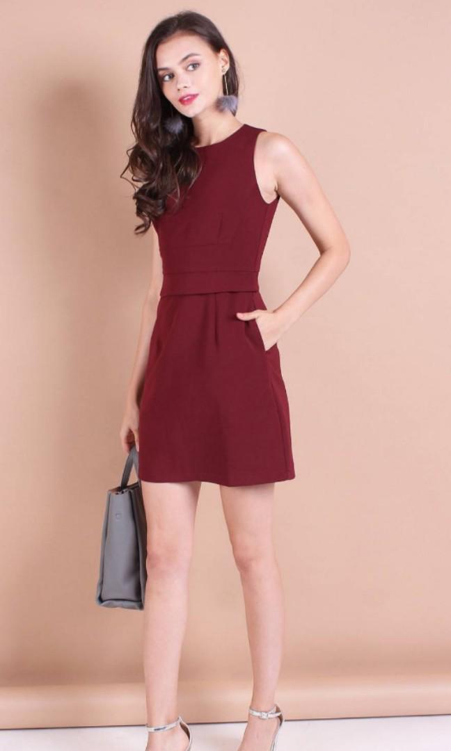 FELICITY STRUCTURED WORK DRESS IN BURGUNDY, Women's Fashion, Dresses ...