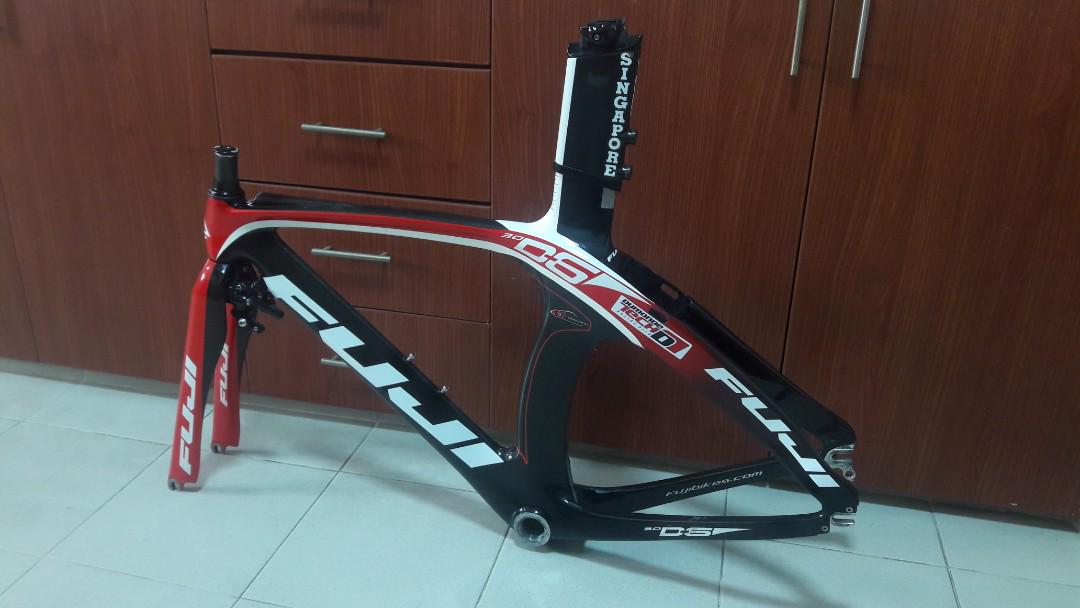 Fuji D6 3.0 Carbon Frameset, Sports Equipment, Bicycles & Parts ...