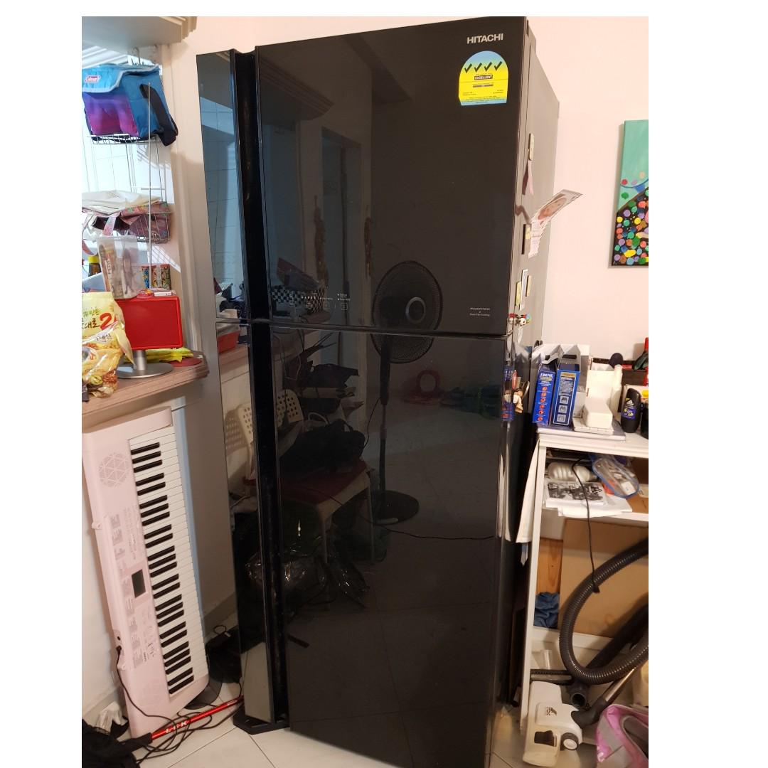 Hitachi Fridge - 4 ticks super energy saving, TV & Home Appliances ...