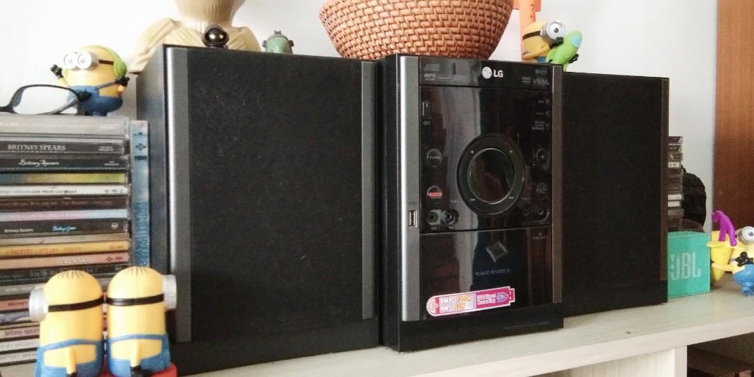 LG DVD Micro Hi-Fi System XD63, Elektronik, Audio di Carousell