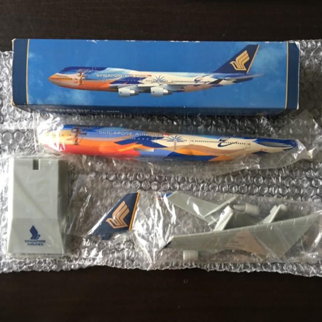 Very Rare and Collectible Singapore Airlines SIA Boeing 747-400 ...