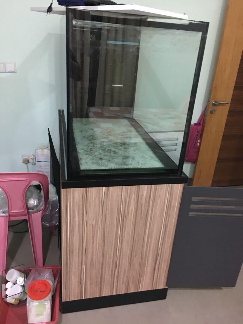 4x2x2.5 fish tank with sump, Pet Supplies, Homes & Other Pet ...