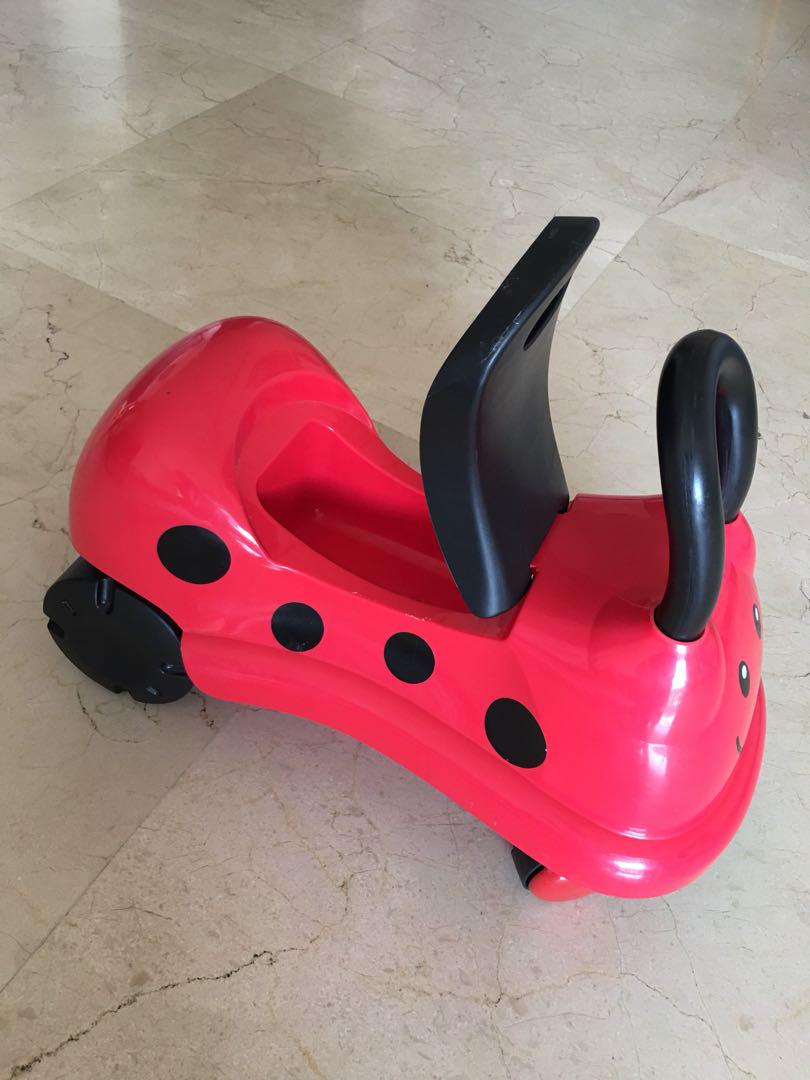 ELC Easy Wheels Ride-on Ladybird, Babies & Kids, Infant Playtime on ...