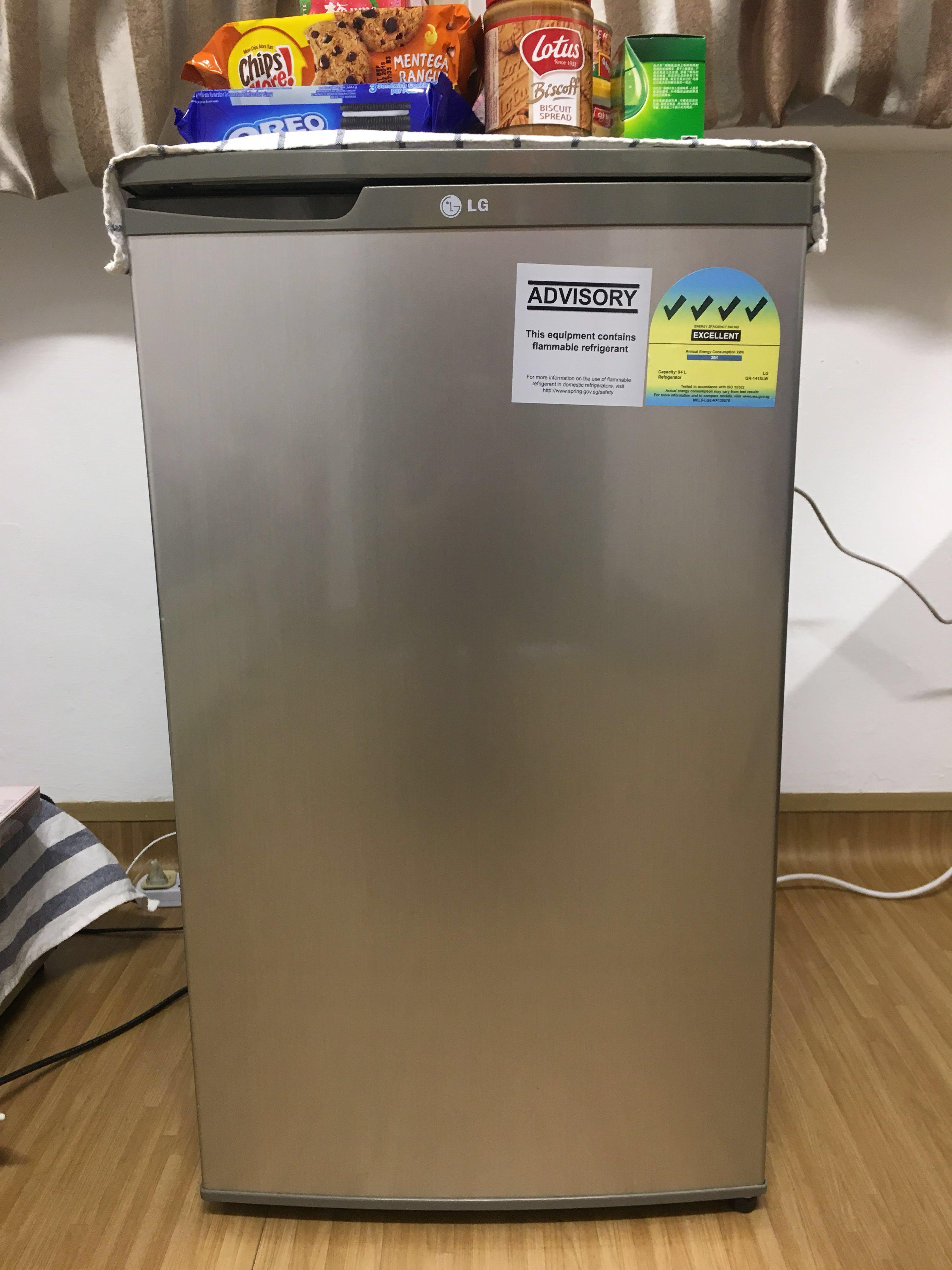 LG Mini Bar Fridge, TV & Home Appliances, Kitchen Appliances ...