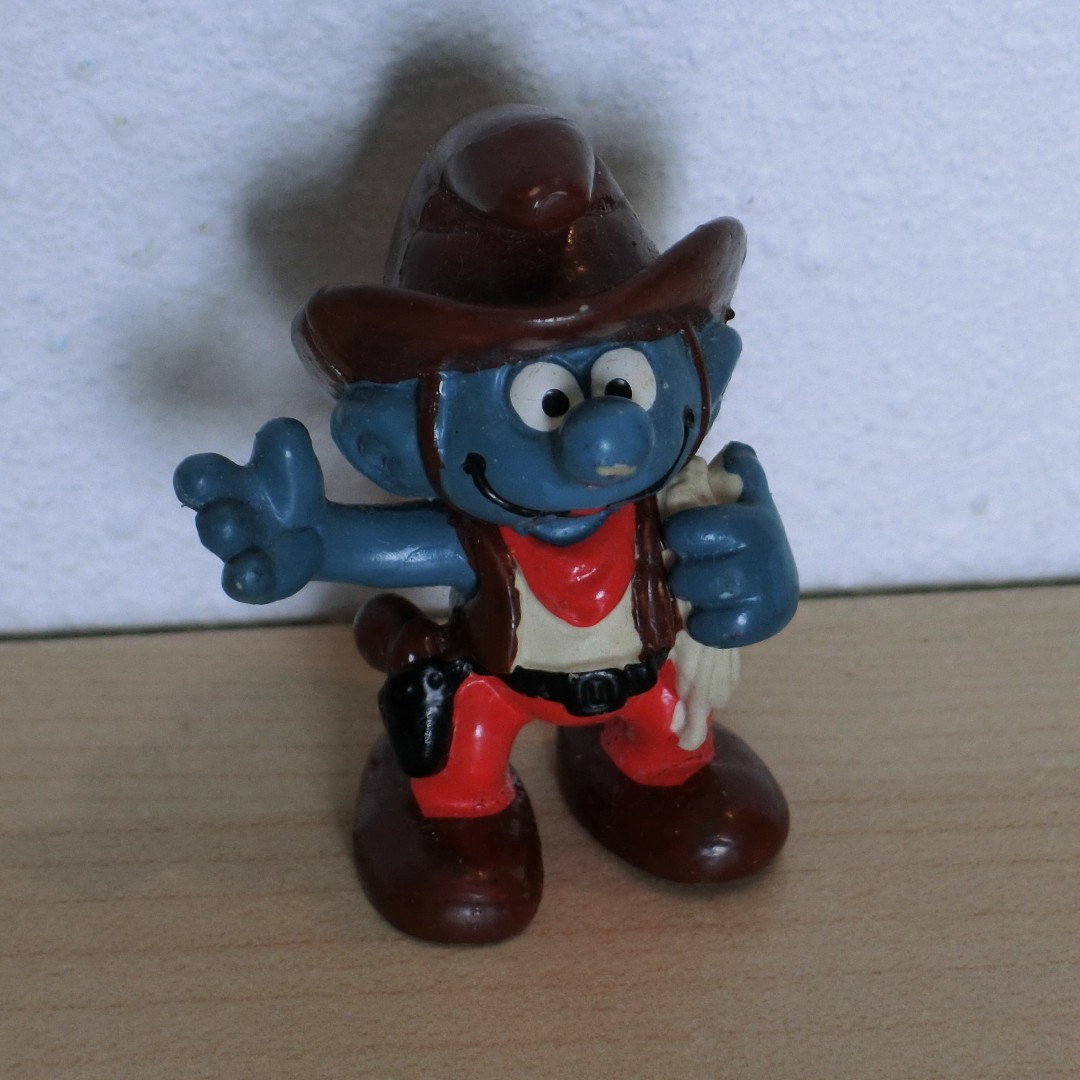 Smurfs (Peyo) - Cowboy Smurf, Hobbies & Toys, Toys & Games on Carousell