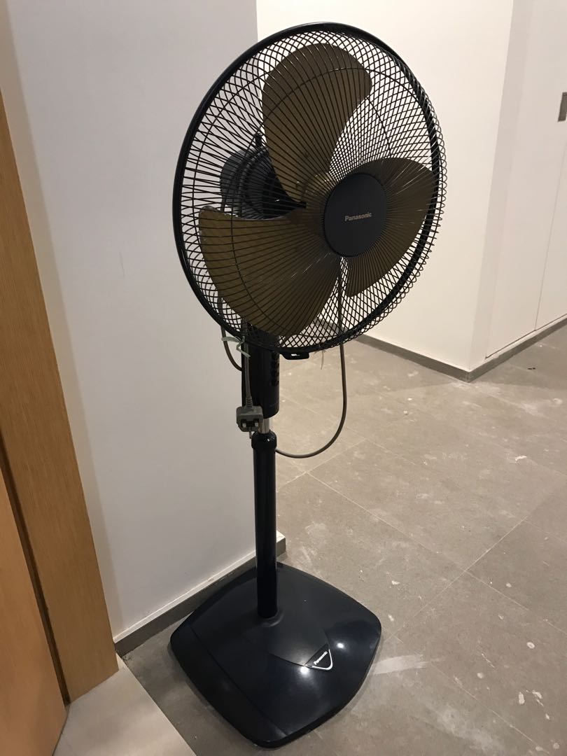 Standing Fan, Furniture & Home Living, Lighting & Fans, Fans on Carousell