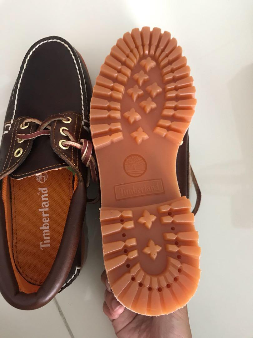 Timberland classic shoes, Men's Fashion, Footwear, Boots on Carousell