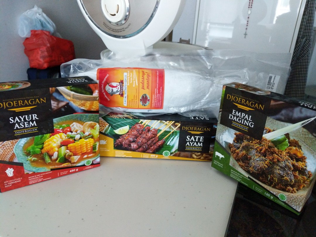 Frozen Indonesian Food (satay, milkfish, sayur asem, beef rendang ...