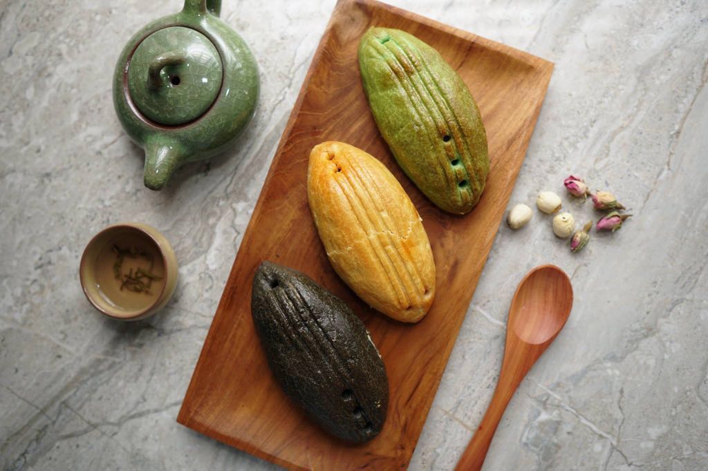 Mice mooncake, Women's Fashion, Watches & Accessories, Hair Accessories ...