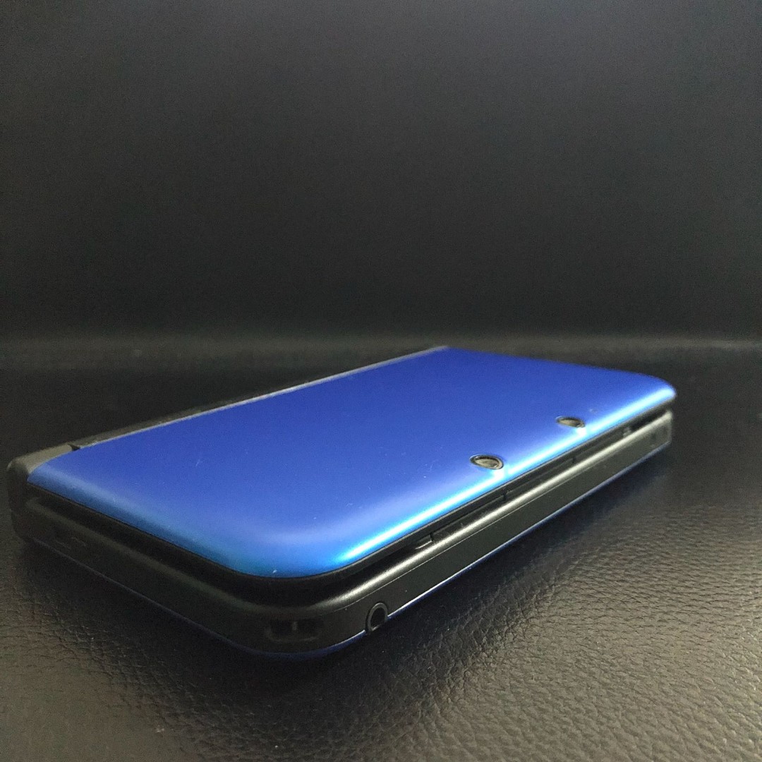 Nintendo handset, Video Gaming, Video Game Consoles, Nintendo on Carousell