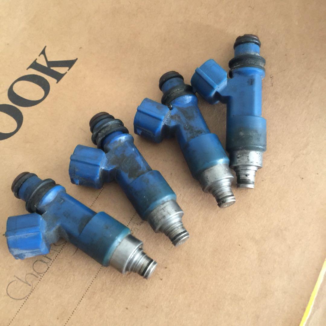 WRX blue injectors, Car Accessories, Accessories on Carousell