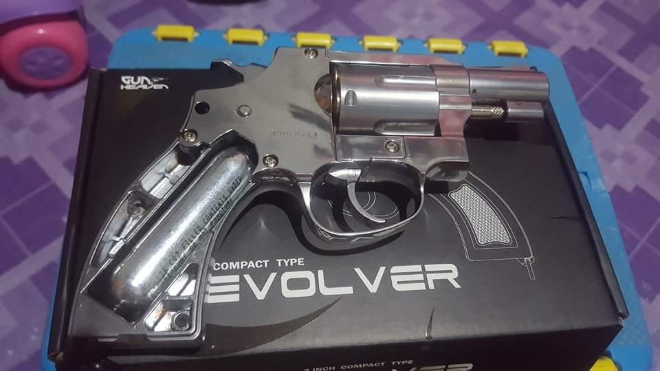airsoft wg revolver silver, Everything Else, Others on Carousell