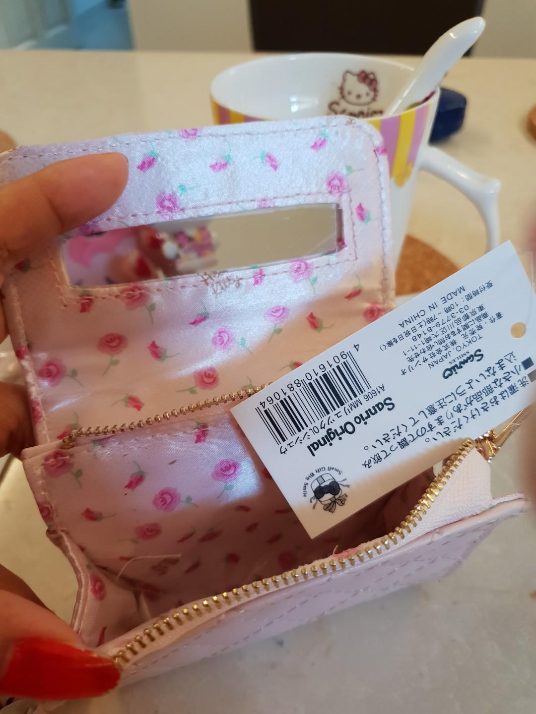 BN hello kitty scenario, Women's Fashion, Bags & Wallets, Wallets ...