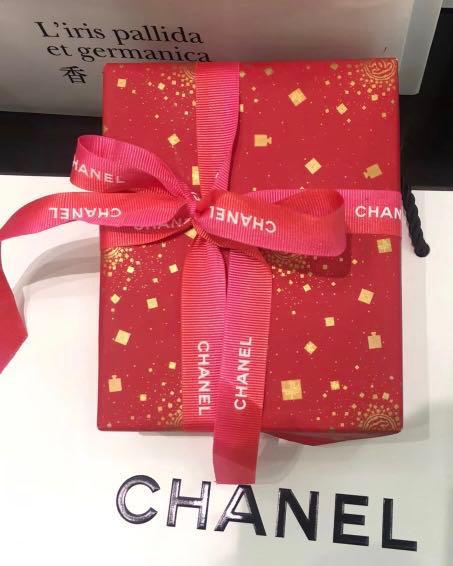 Chanel gift wrapping paper, Luxury, Accessories on Carousell
