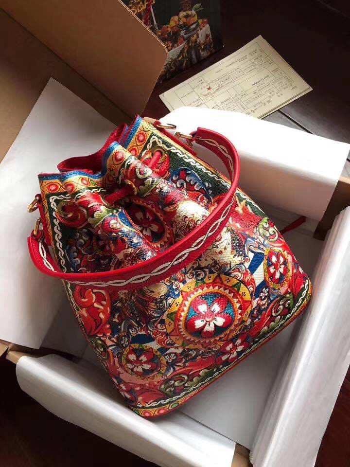 D&G BUCKET BAG, Luxury, Bags & Wallets on Carousell