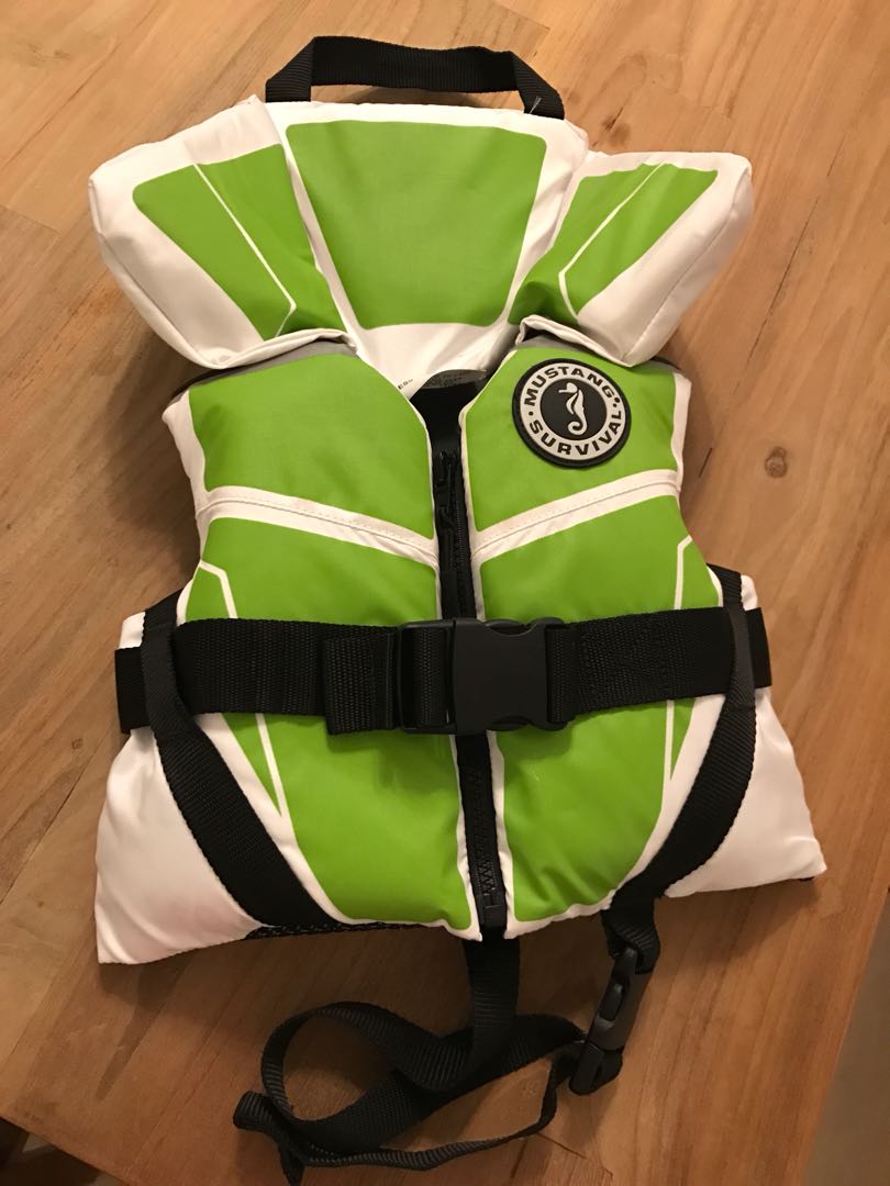 Infant life jacket, Babies & Kids, Babies & Kids Fashion on Carousell