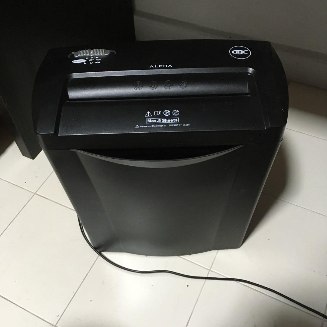 Paper Shredder, Hobbies & Toys, Stationery & Craft, Stationery & School ...
