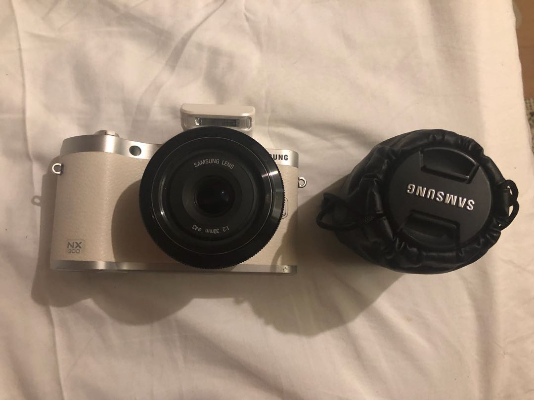 Samsung NX300, Mobile Phones & Gadgets, Mobile & Gadget Accessories ...