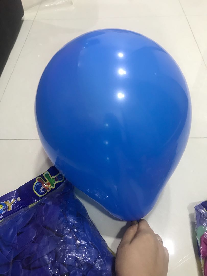 Balloon blue color 100pcs, Hobbies & Toys, Toys & Games on Carousell