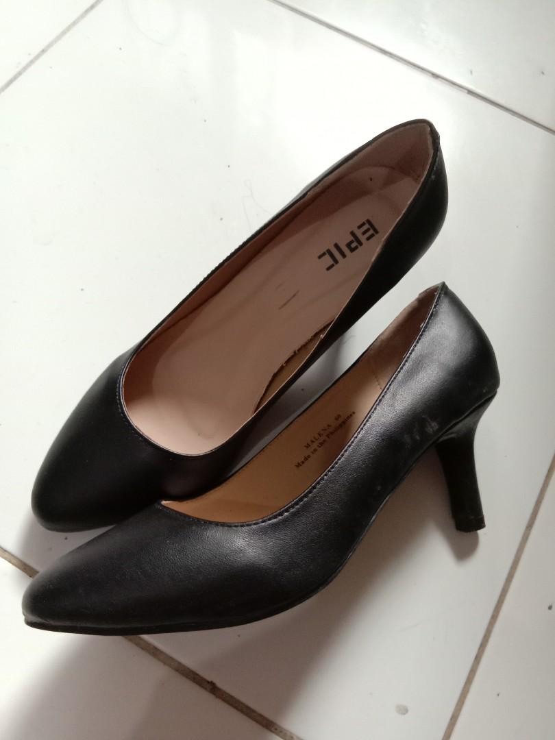 Brand new natasha shoes, Women's Fashion, Footwear, Sneakers on Carousell