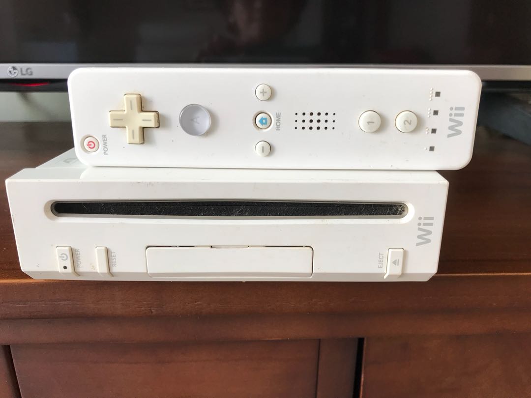 Nintendo Wii, Video Gaming, Video Game Consoles, Nintendo on Carousell