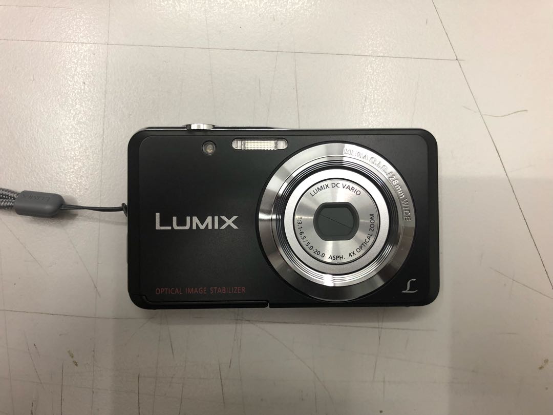 Panasonic LUMIX FH4, Photography, Cameras on Carousell