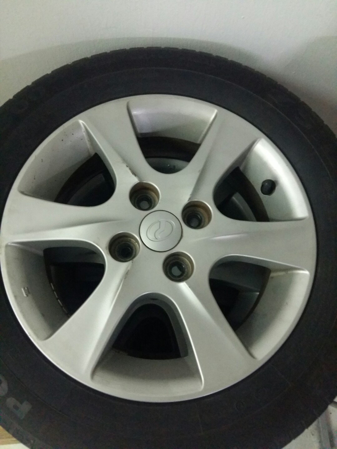 Rim myvi lagi best se 1.3 siap tayar 14", Auto Accessories on Carousell