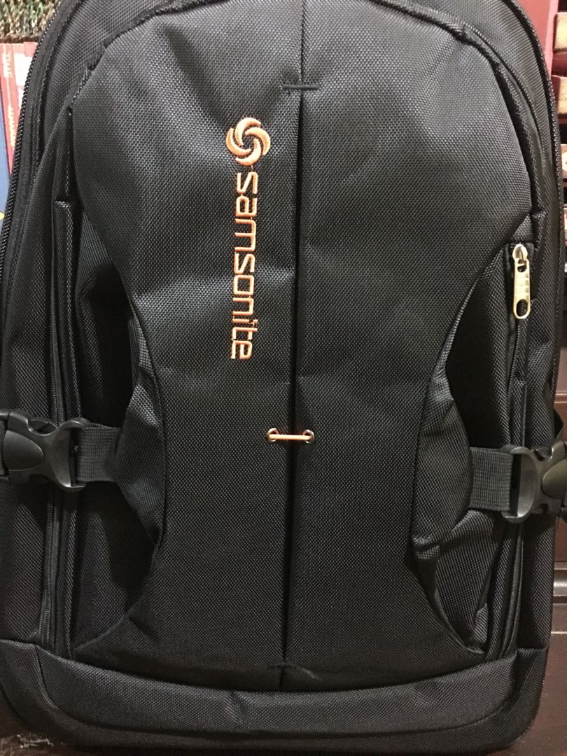 Samsonite 2-in-1 Travel Bag (Backpack and Wheeled Luggage), Men's ...