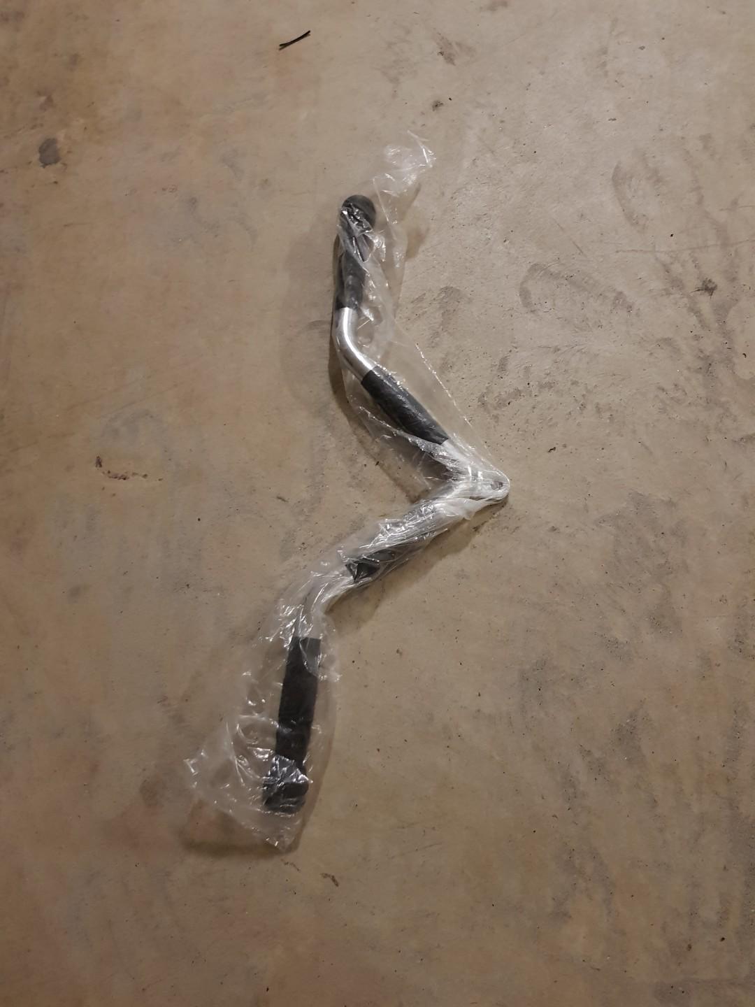 Tricep Pushdown V Bar READY STOCK, Sports Equipment, Exercise & Fitness ...