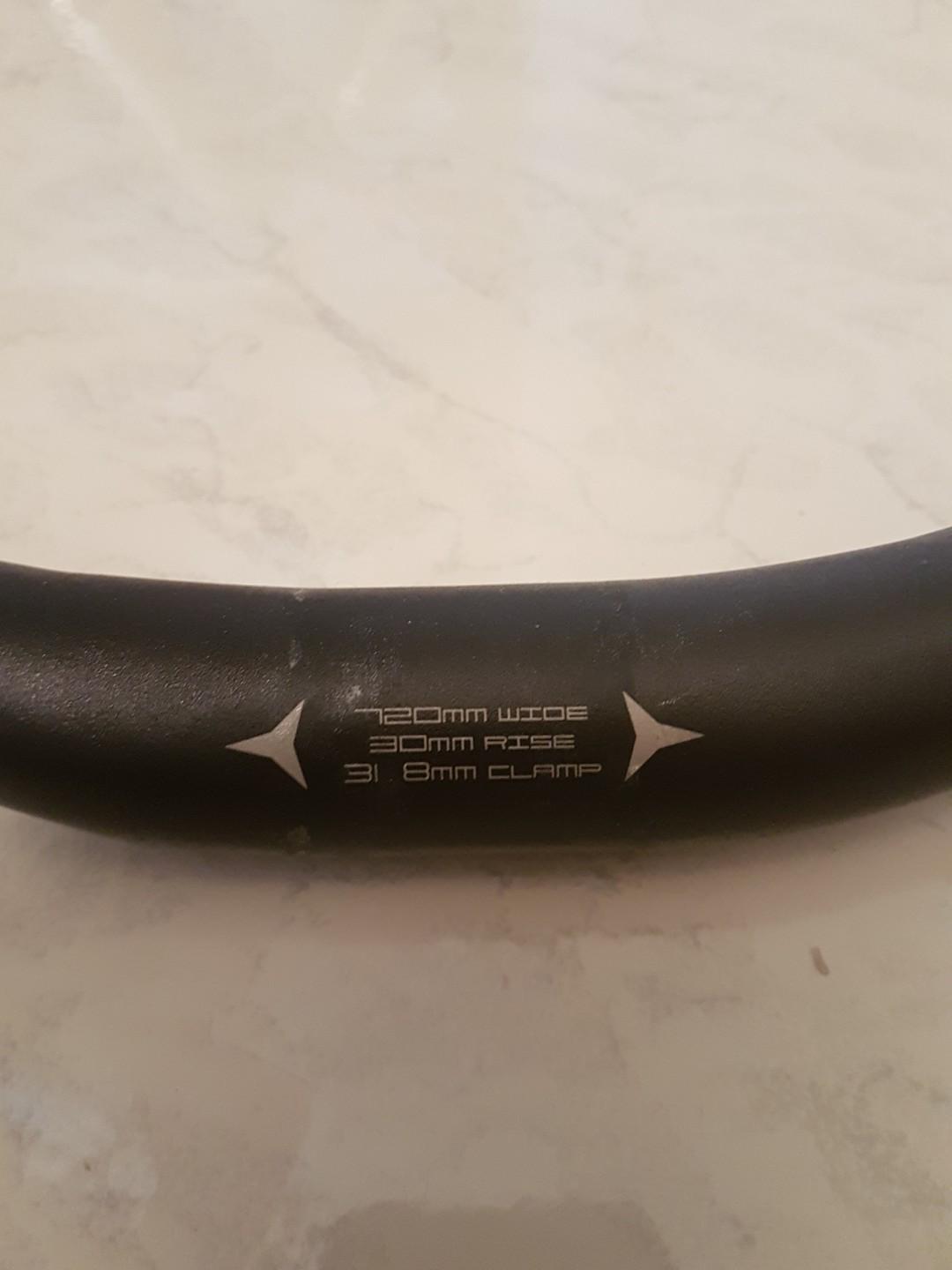 Wake riser bar 720mm with grips, Sports Equipment, Bicycles & Parts ...