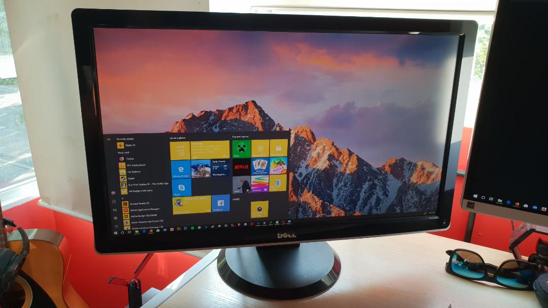 Dell ST2410 24" Monitor, Computers & Tech, Parts & Accessories, Monitor ...