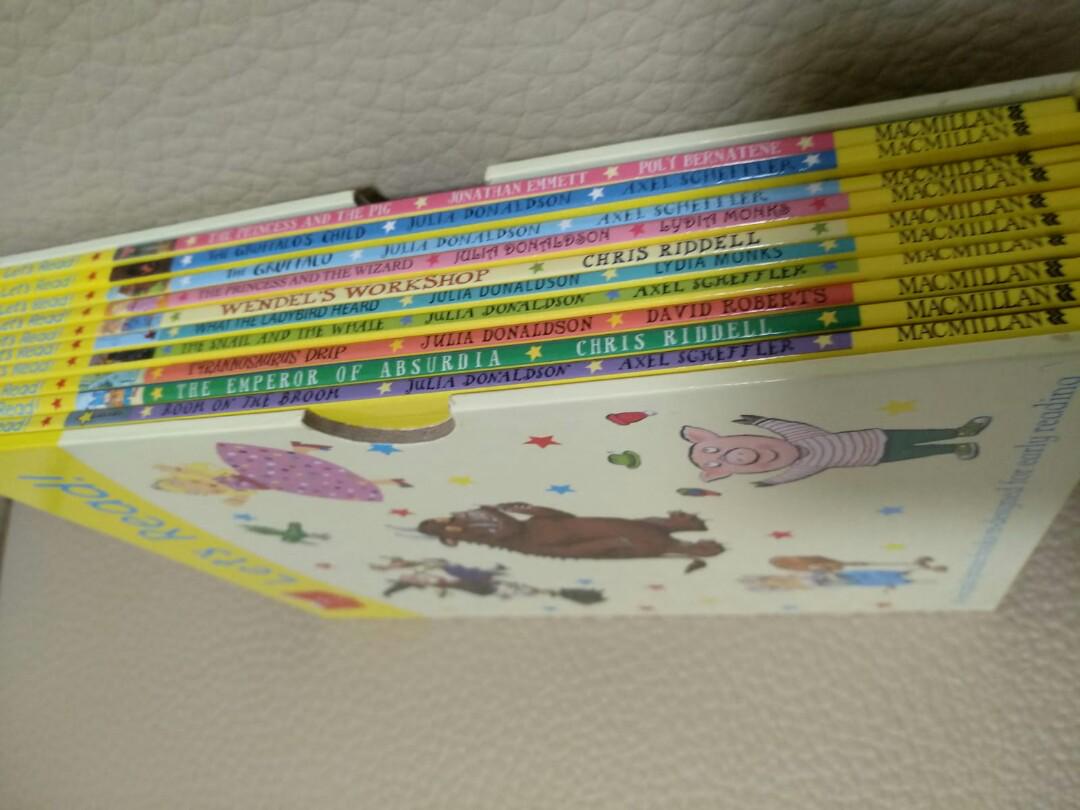 MACMILLAN LET'S READ 10 BOOKS BOX SET, 興趣及遊戲, 書本 & 文具, 小朋友書 - Carousell
