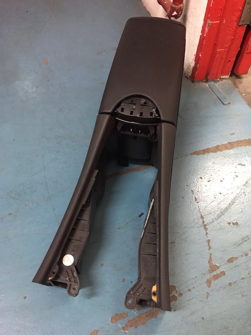 Mercedes Benz W211 E-Class Center Arm Rest complete, Car Accessories ...