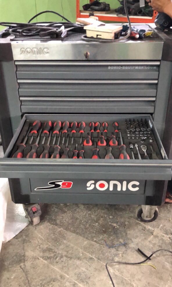 Sonic tool box set unit, Car Accessories, Accessories on Carousell