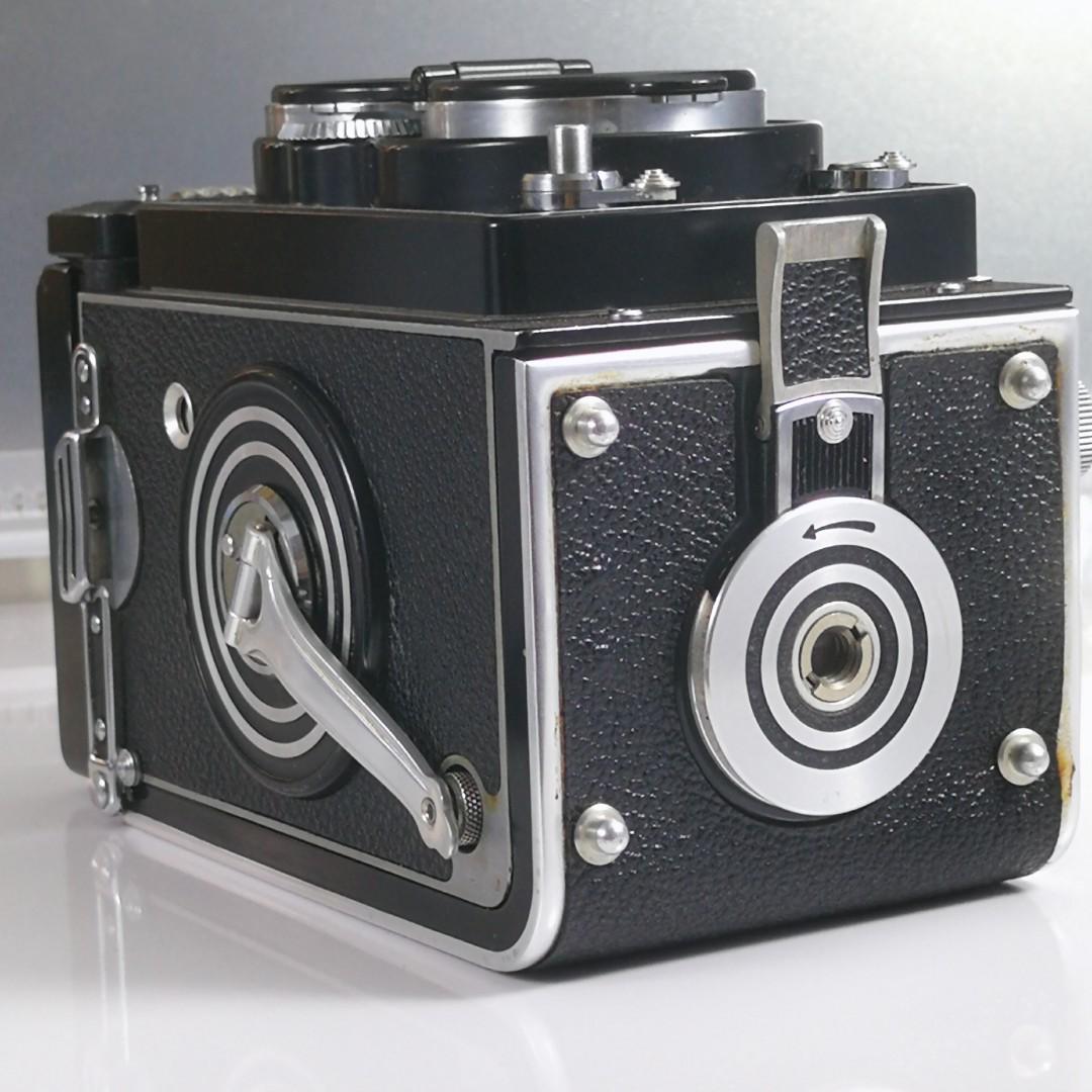 Vintage Collector's Camera, Photography, Cameras on Carousell