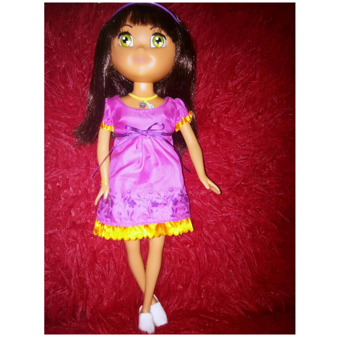 Authentic talking dora doll battery operated, Hobbies & Toys, Toys ...