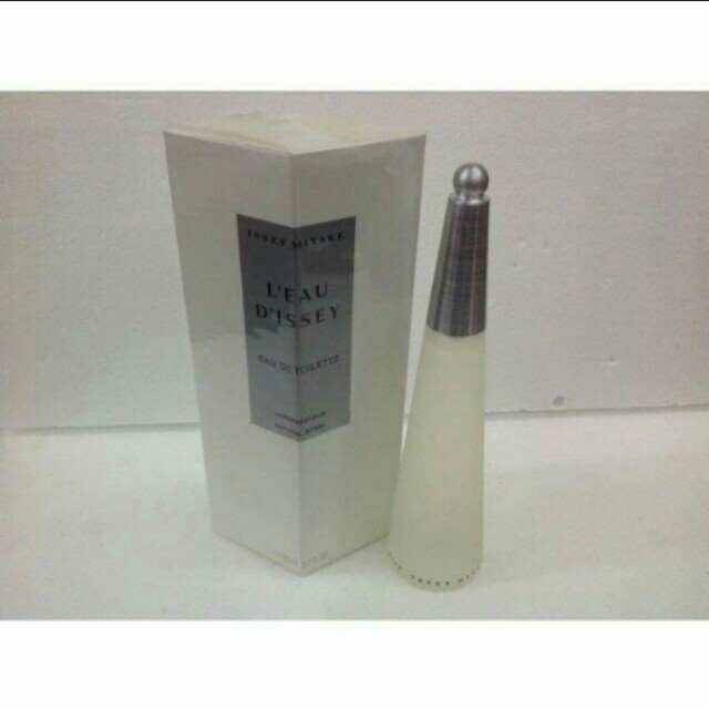 Authentic US perfume, Beauty & Personal Care, Fragrance & Deodorants on ...