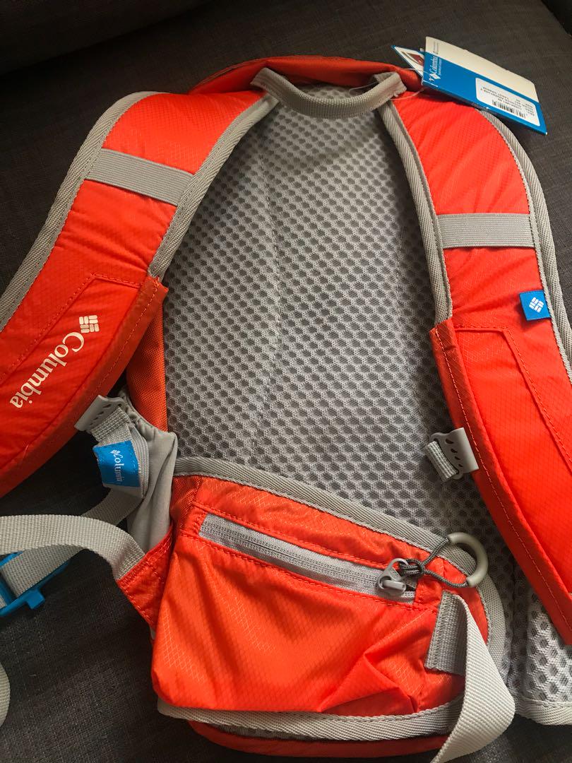 Columbia backpack, 男裝, 袋, 背包 - Carousell