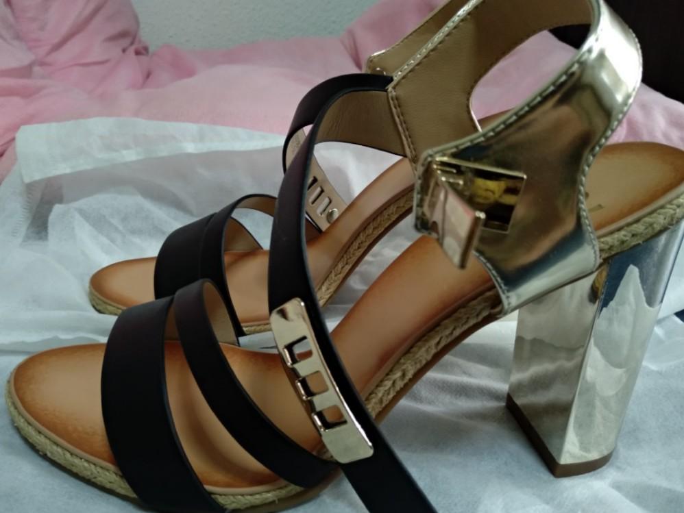 Ondul black leather ladies chunky shoes, Women's Fashion, Footwear ...